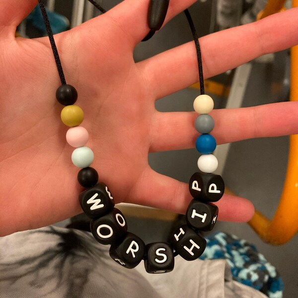 Large 16MM White Alphabet Letter Silicone Bead Mix & Match You Choose ...