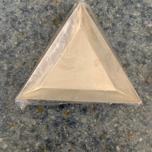 Aluminum Small Triangular Trays 12 Pack - 38-100 - Etsy