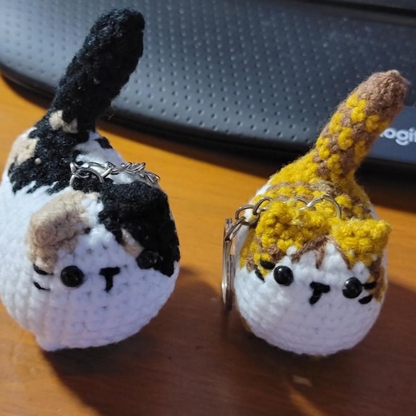 Crochet Cute Cat Keychain, Buy 2 Get 1, Handmade Mini Crochet Amigurumi ...