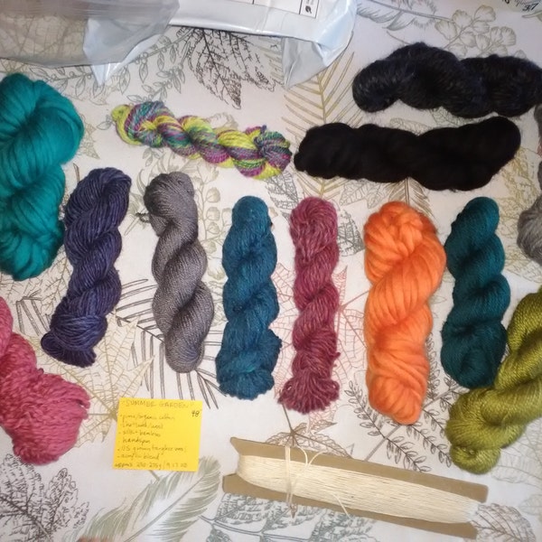 Handheld Traveler's Weaving Loom Kit | Small Beginner DIY Gifts ...