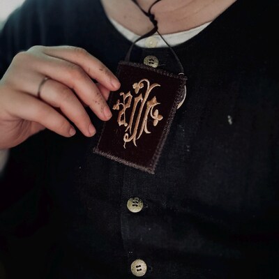 MANTLE OF MARY® Third Order Ceremonial Brown Scapulars Carmelite Crest ...