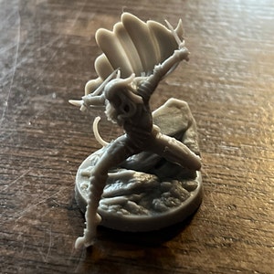 Dnd Human Innkeeper Barkeep Unpainted Miniature - Etsy