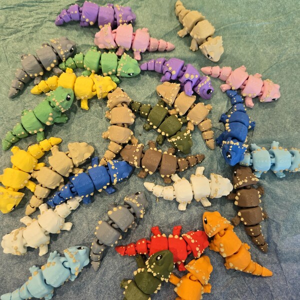 3D Printed Saber-tooth Tiger - Realistic Articulated Customizable Flexi ...