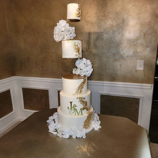 Fake Wedding Cake | Fondant Ruffle Faux Cake | Display Wedding Cake ...