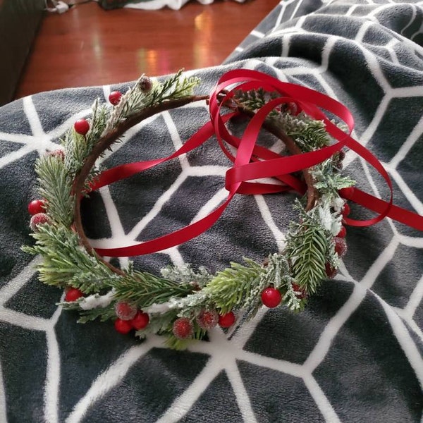 Christmas Crown, Holiday Flower Crown. Burgundy and Red Berry Crown ...