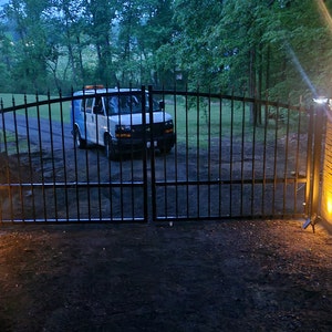 Single Letter Gate Initial Metal Monogram for Entryway - Etsy