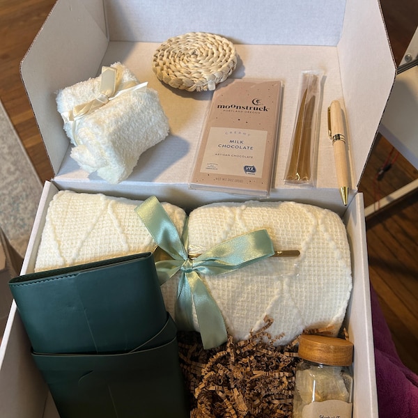 Hygge Fall Gift Box, Boo Basket, Spooky Season Gift, Cozy Fall Gift Set ...