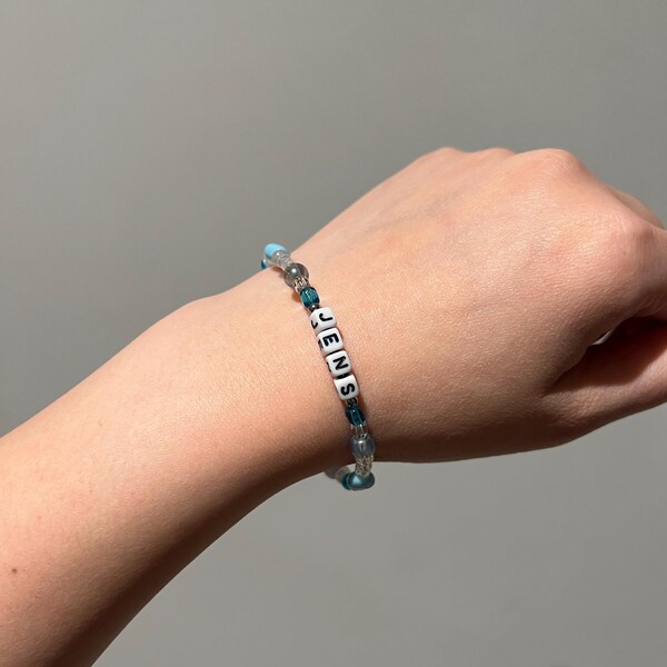 Handmade MBTI Bracelets - Etsy