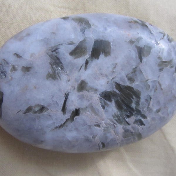 Stunning Pink Calcite Crystal With Dendrites and UV Resction - Etsy