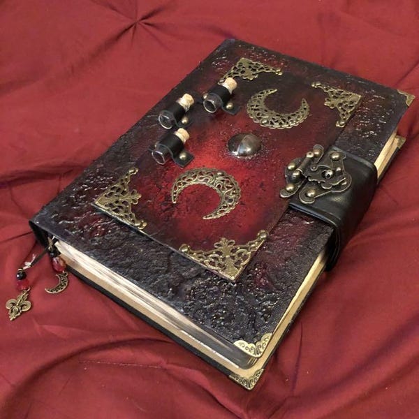 Gothic Diary Grimoire Custom Sketchbookbook of Shadows Spell Book ...