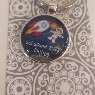 Personalisierter Button Schulkind mit Name und Superheldin für Mädchen als Geschenk zur ...