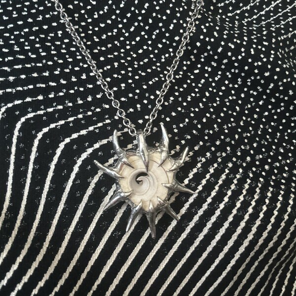 Y2k Grunge Cyber Spiky Heart Necklace, Goth Alt Jewelry, Statement ...