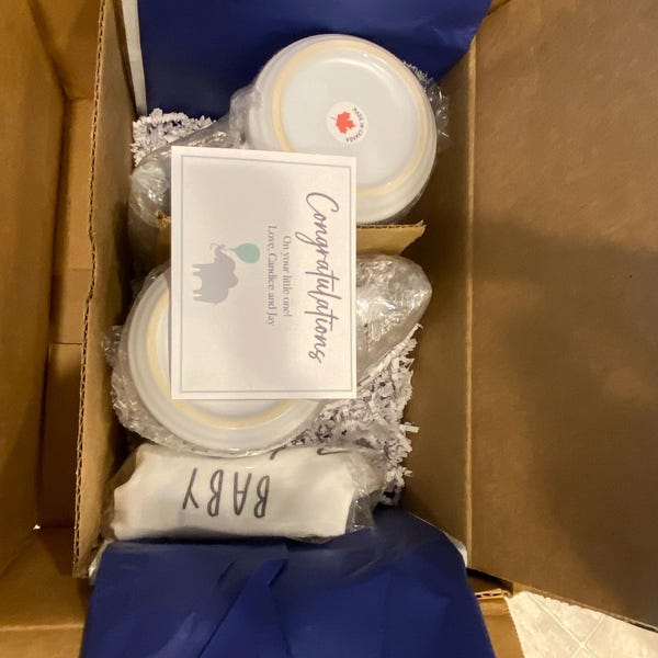 Expecting Parents Gift Box | New Parents Gift Set, Baby Announcement ...