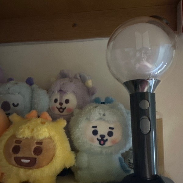 BTS Army Bomb SE Lightstick Stand - Etsy
