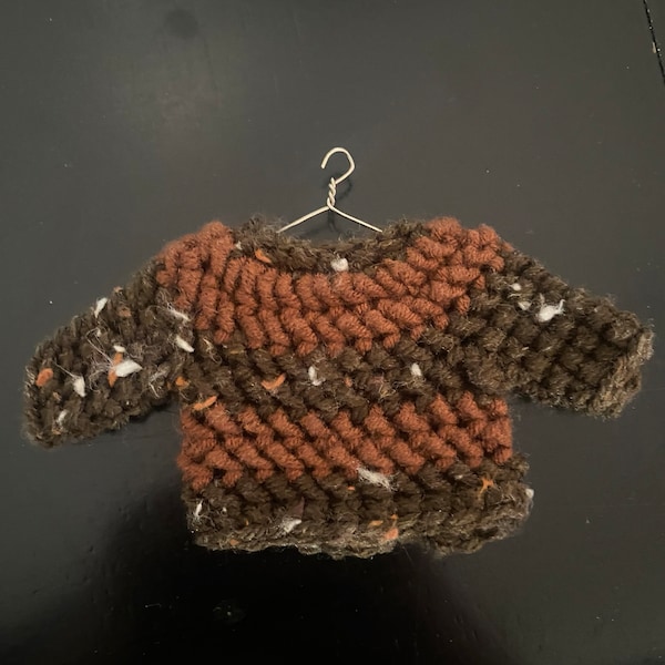 Sweater Keychain Crochet PATTERN, Crochet Keychain Pattern, Mini ...