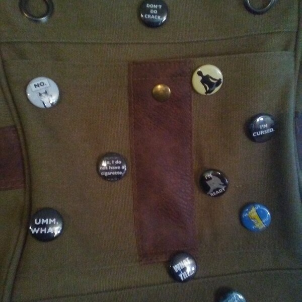 Button Pin Wholesale Lot, HUGE Lot of 50 Buttons Pins, Lot 80's 90's ...