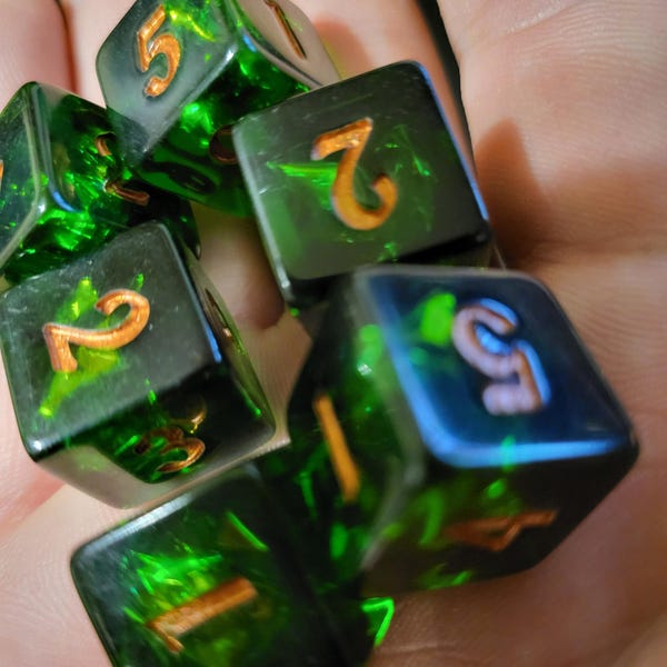 Purple Turtle Dice Set, Transparent With Light Purple Turtle Inside ...