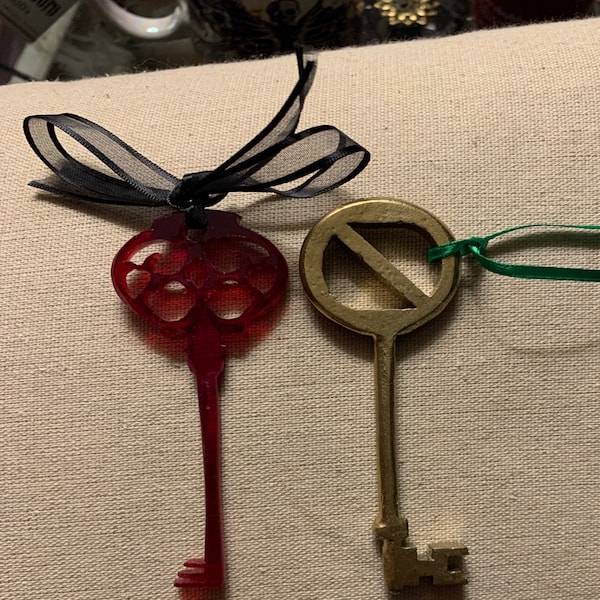 Return to Oz - Mombi's Key and the Key to Oz - Etsy