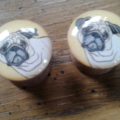 Cute Pugs Plugs / Wood Puppy Plugs / Pugs Ear Gauges / 00g - Etsy