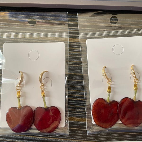 Frog on Lily Pad Earrings, Frog and Floral Petals Lovely Drop Earrings ...
