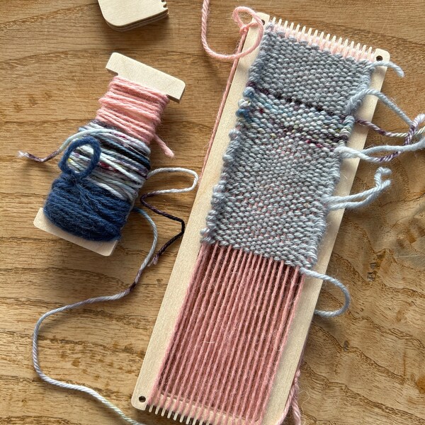 Square Frame Loom Weaving Kit, Various Loom Sizes, Yarn in Rainbow ...