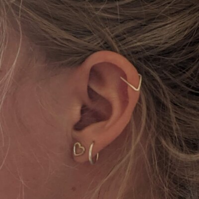 Triangle Helix Hoop Earring Gold Helix Piercing 18 Gauge Helix ...