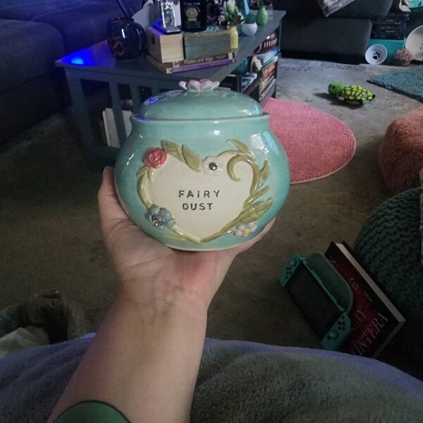 Cute Vintage Cake Box, Handmade Pottery Ceramic Cake Jewelry Trinket ...