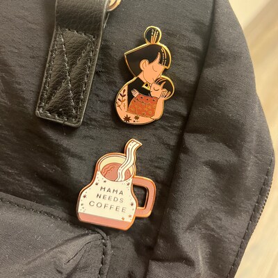 Mom Snuggles Hard Enamel Pin Mom and Kid Mom and Baby Pin New - Etsy