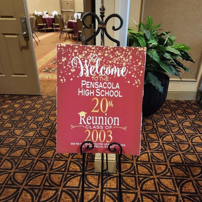 Class Reunion Personalized Welcome Sign Printable File Gold Confetti on ...