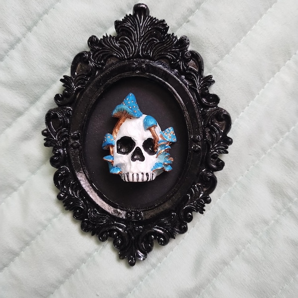 Mini Human Skull Frame, Gothic Gifts,bespoke Birthday Gifts for Him ...