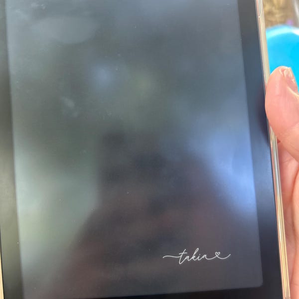 Kindle Paperwhite Full Screen Lock Screen - Minimalistic Custom Name ...