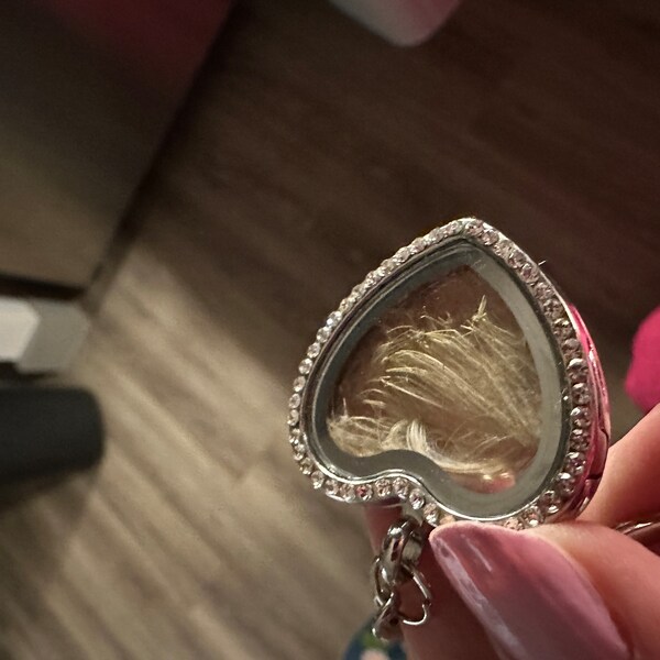 Magnetic Heart Shaped Glass Memory Locket Keychain, 35mm X 35mm ...