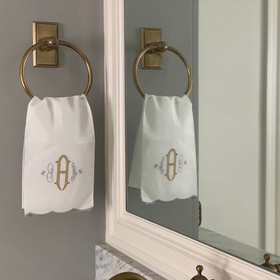 Monogrammed Scallop Edge Guest Towel/scallop Linen Towel/monogrammed ...
