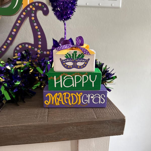 St Patricks Day A Wee Bit Irish Woodenblock Shelf Sitter Stack Green, Tiered Tray, Office ...