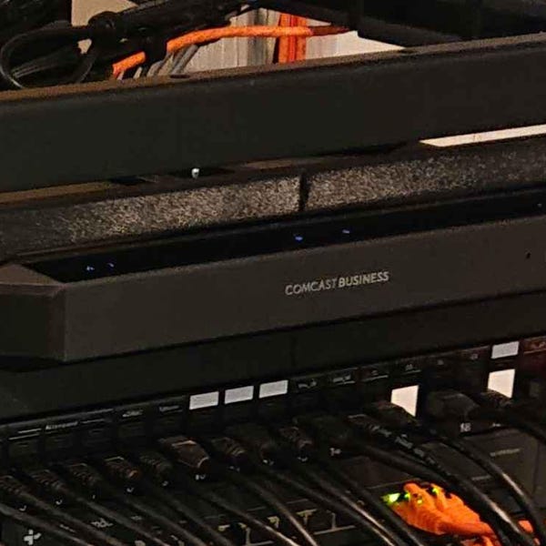 Unifi Cloud Gateway Ultra, Gateway Max or Cloud Gateway Max - 1U Rack ...