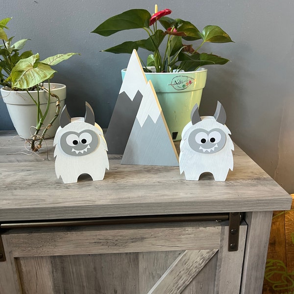 Yeti, Wood Yeti, Rustic Winter Decor, Winter Wood Decor, Winter Tier ...