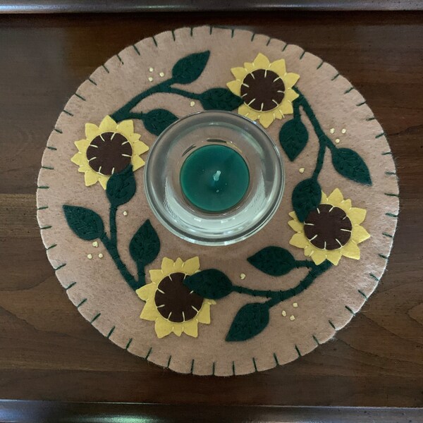 Primitive Stitchery CHRISTMAS Pennies Fir Tree Penny Rug ~ Winter Pine ...