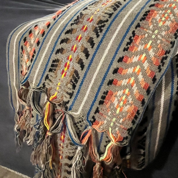 Mexican woven rebozo scarf / Traditional woven fabric rebozo / Mexican ...