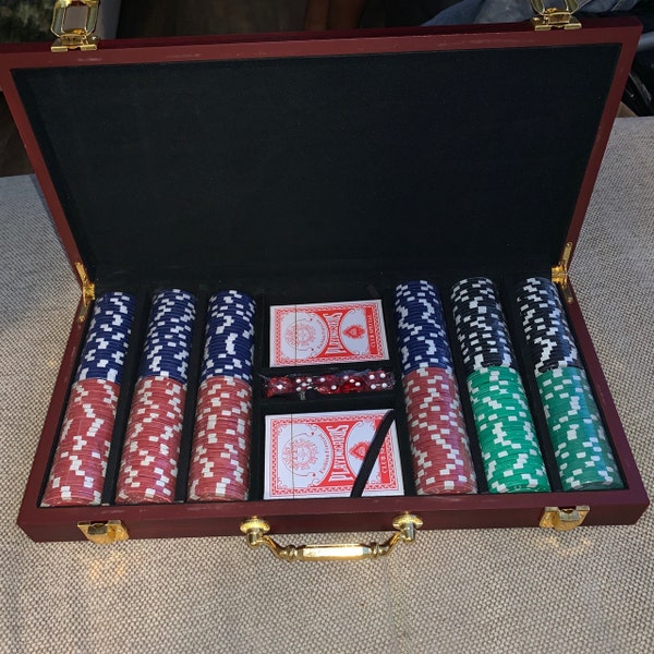 Poker Player Gifts, Poker Set, Personalized Poker Case, Engraved Poker ...