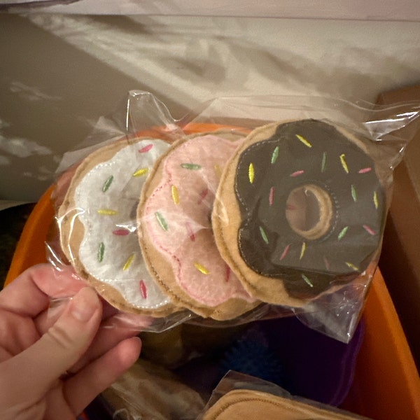 Felt Donuts, Fake Donuts, Pretend Donuts, Pretend Food, Pretend Felt ...