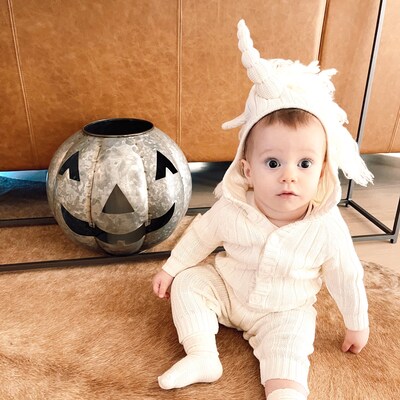 BILLY THE RABBIT Figurine Hand Carved Designer Art Toy Wooden Bunny Art ...