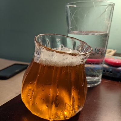 FANCY Wobble Glass, Handmade Beer/whiskey/wine Glassware - Etsy