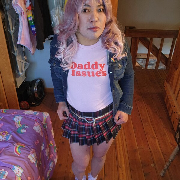 Daddy Issues Logo RED Design Organic UNISEX T-shirt - Etsy