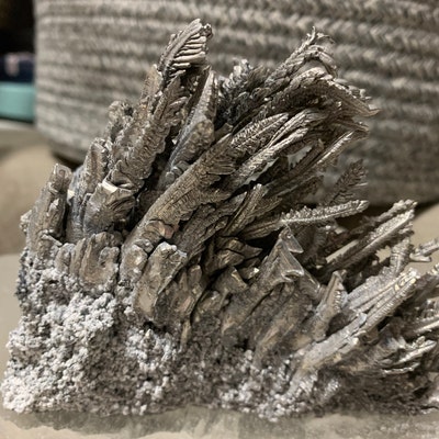 Magnesium Crystal Cluster. Magnesium Ore Specimen Stone. Size Approx. 5 ...