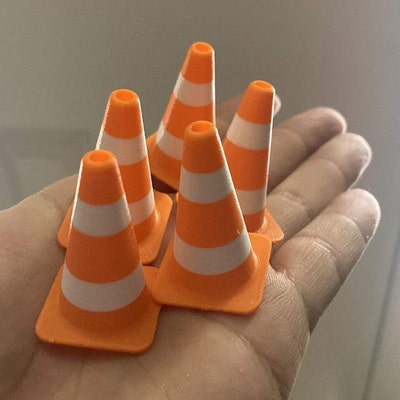 5 Pack Stackable Miniature Traffic Cones - Etsy