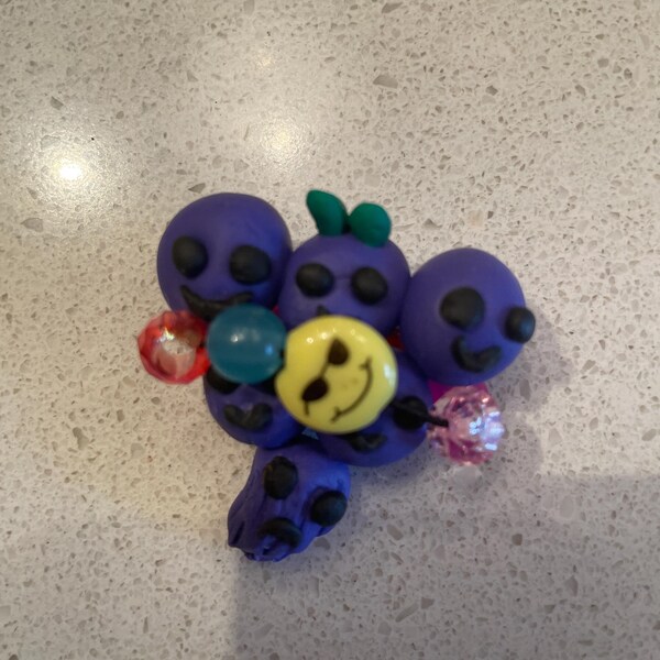 Cute Kawaii Peas in a Pod, Polymer Clay Collector Item, Desk Friend ...