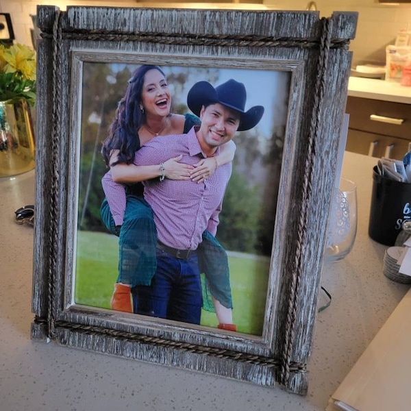 Wooden Picture Frame | Vintage Style Rustic Looking Wood Frames for ...