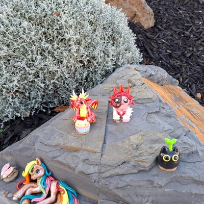 Strawberry Cat Worry Stone Handmade Miniature Figurine Stress Relief ...