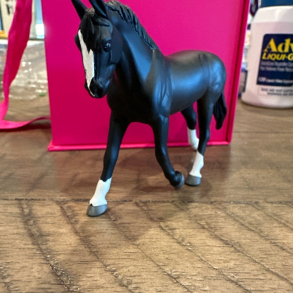 Custom 'peptoboonsmal' Cantering / Loping Custom Breyer Model to Match ...