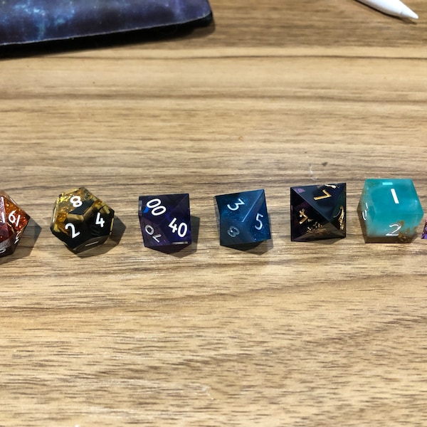 Dice Gacha Random Set - Handmade Resin Sharp Edge Dnd Dice Set for Dnd ...